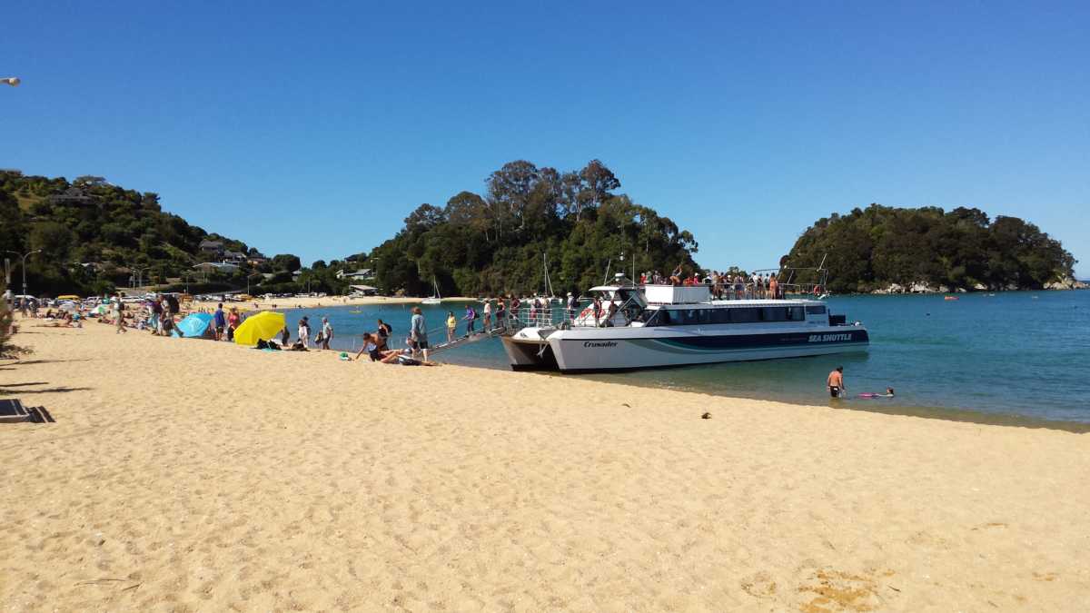 Kaiteriteri Beach - Abel Tasman Sea Shuttles